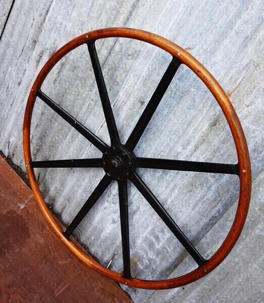 Origneel antiek scheeps stuurwiel